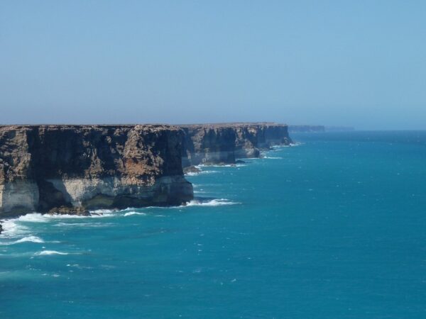 Bunda Cliffs - Nullarbor Roadhouse